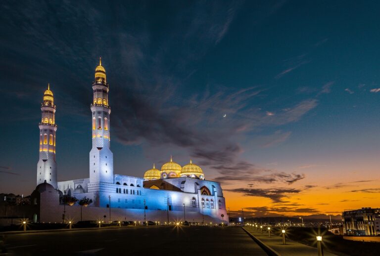 Muscat, Oman: 48 Hours of Luxury and Adventure