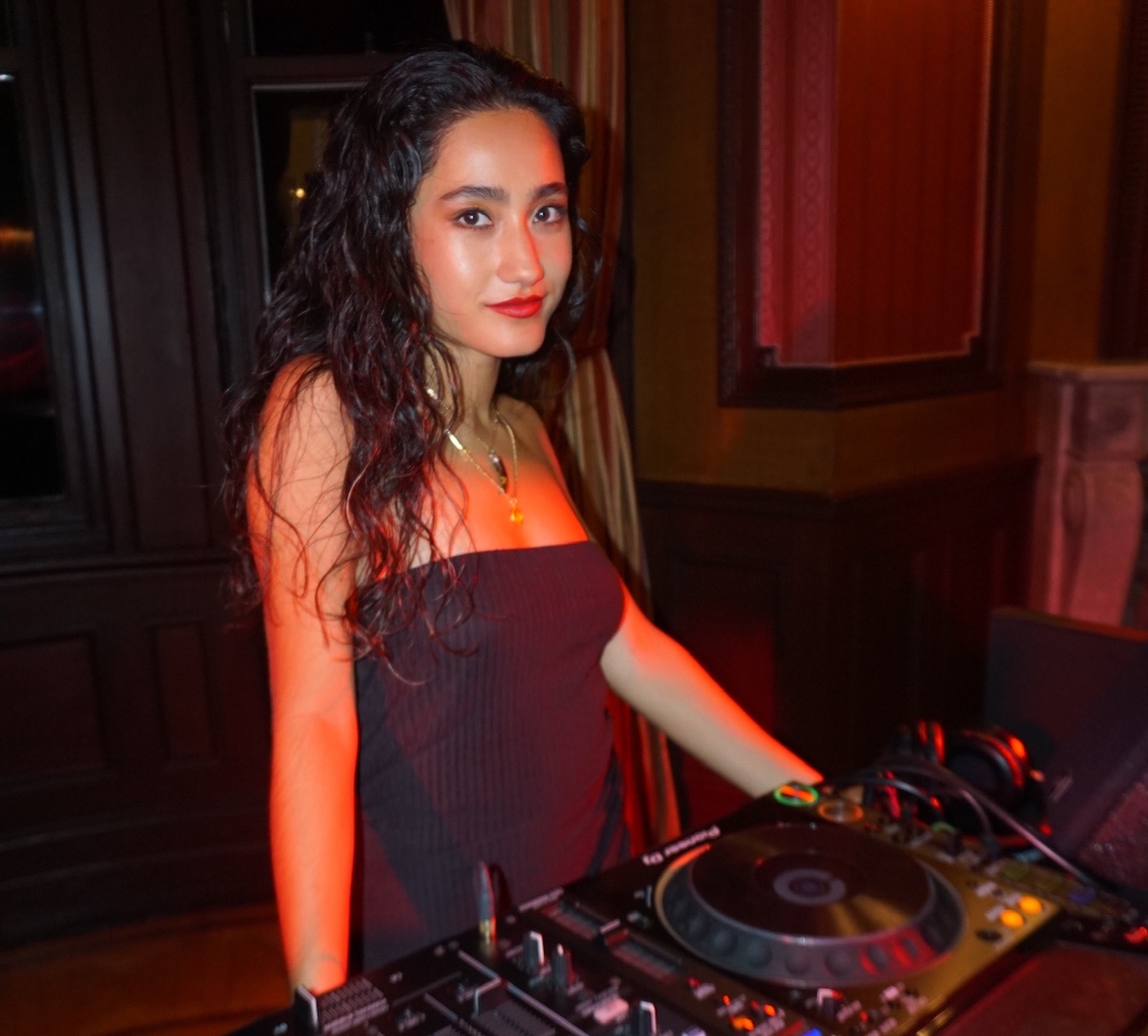 Naïra - A Digital Magazine for Women of Color